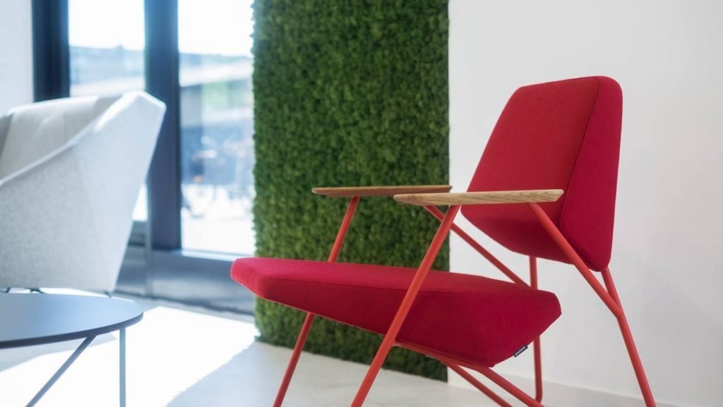 polygon chair - NUANS