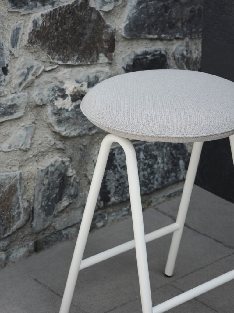 plie counter stool - NUANS