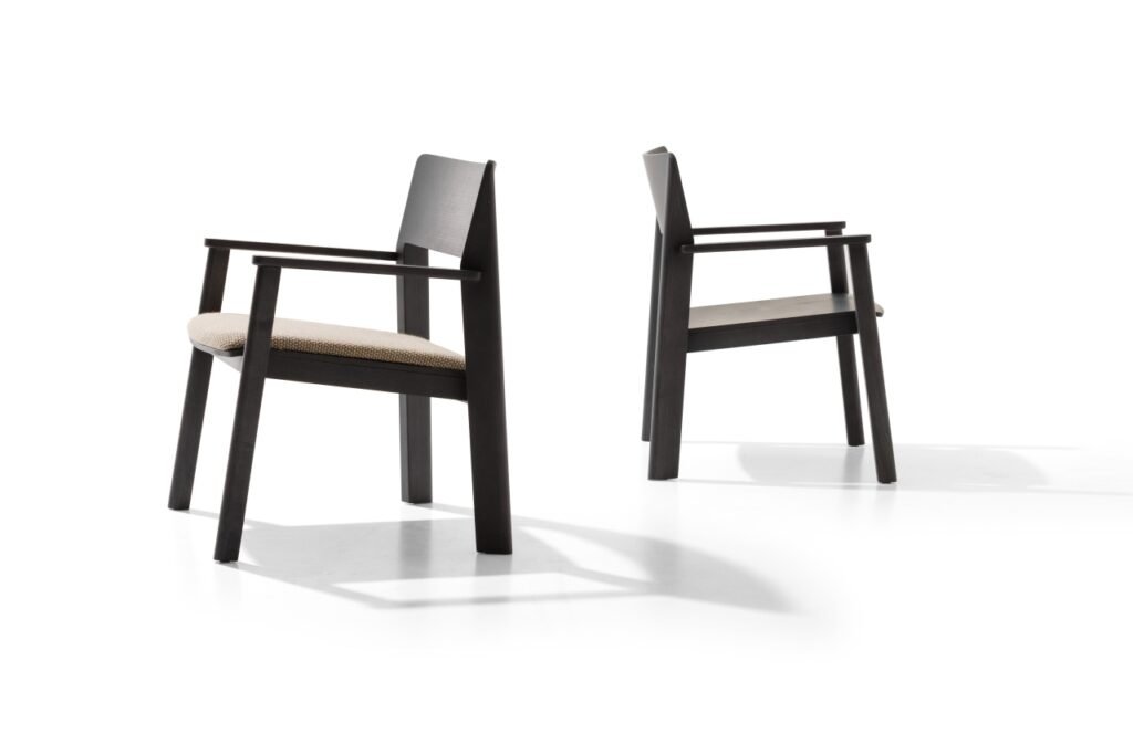 lisa lounge chair - NUANS