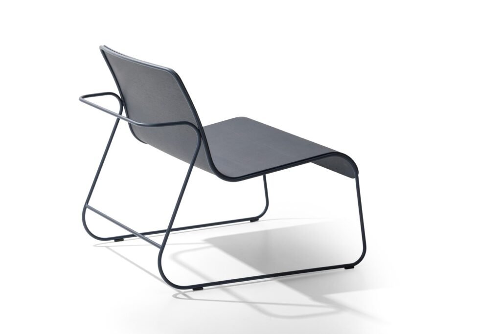 flow lounge chair - NUANS