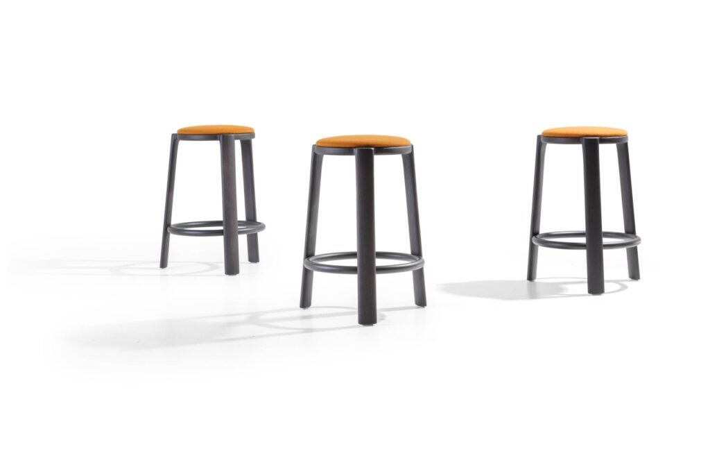 cute bar / counter stool - NUANS